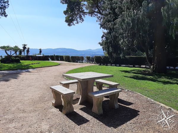 Las 10 mejores cosas que hacer y ver en el monte de O Castro - Vigopeques